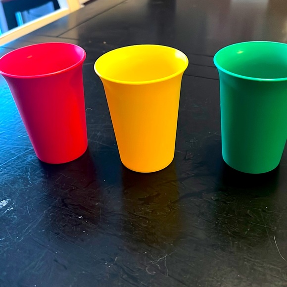 Tupperware | Kitchen | Vintage Tupperware Cups | Poshmark